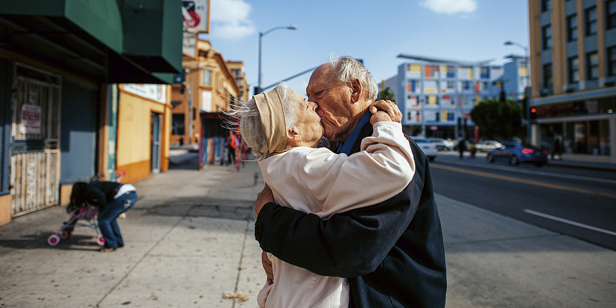 Isadora Kosofsky: il reportage "intimo" di un triangolo amoroso… senior ...