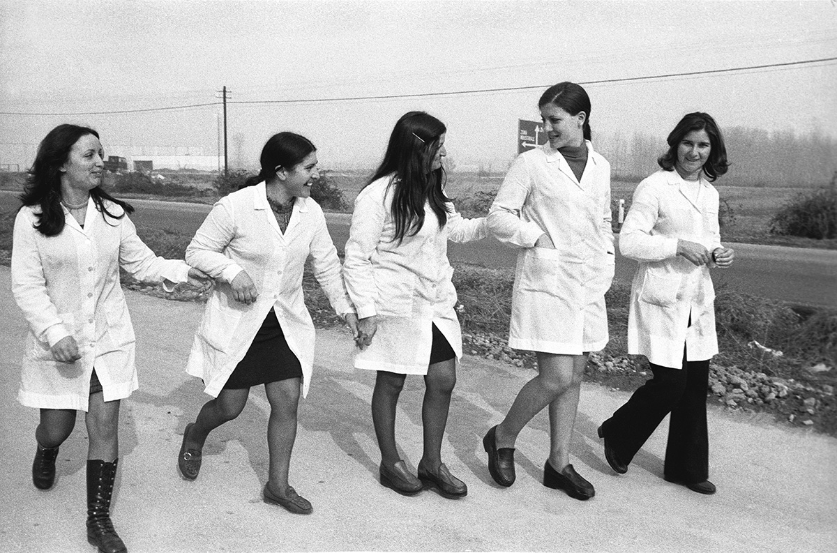 Paola Agosti: i giorni portoghesi fotografando il cuore della ...