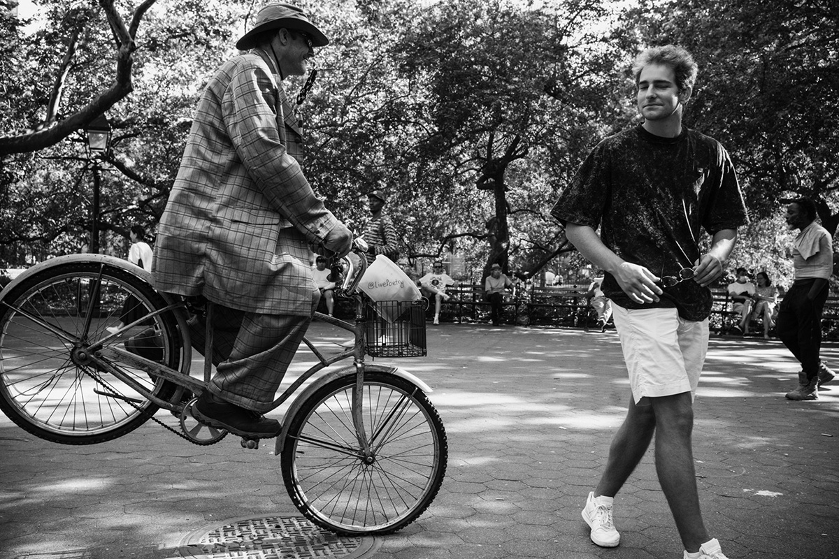 Folle street photography: in mostra l’ironico rettangolo di Richard ...