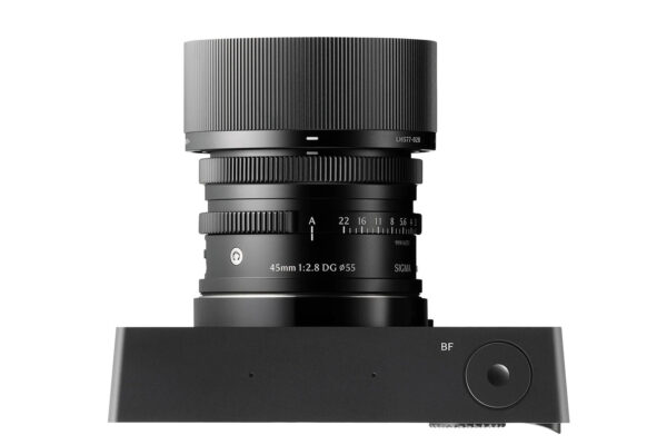 Nuova Sigma BF, dire minimalista è il minimo - FOTO Cult