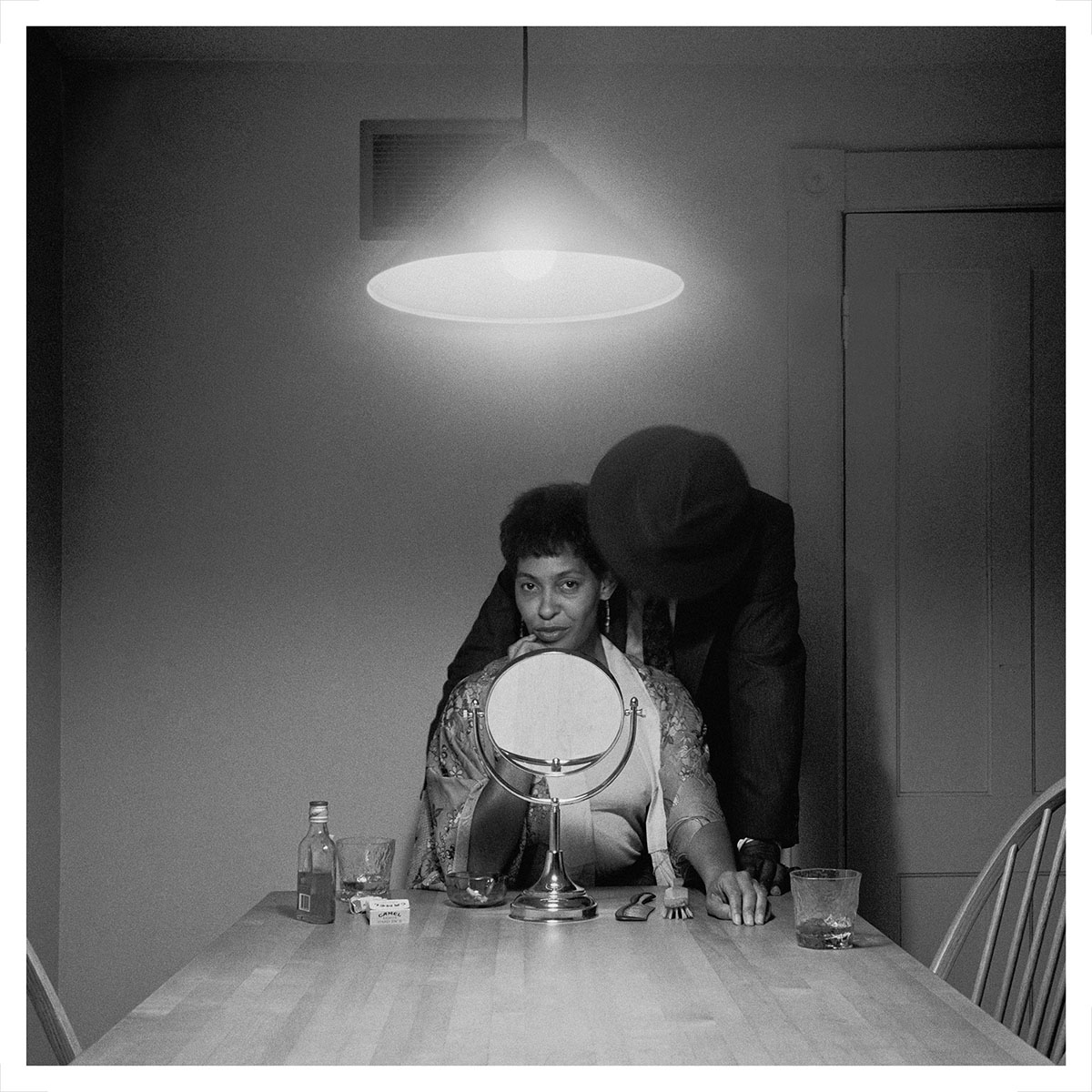 Carrie Mae Weems. La fotografa che scava nella storia afroamericana ...