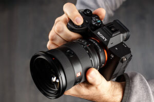 Nuova Sony Alpha 7 Mark V: migliora in tutto senza strafare. Anche nel ...