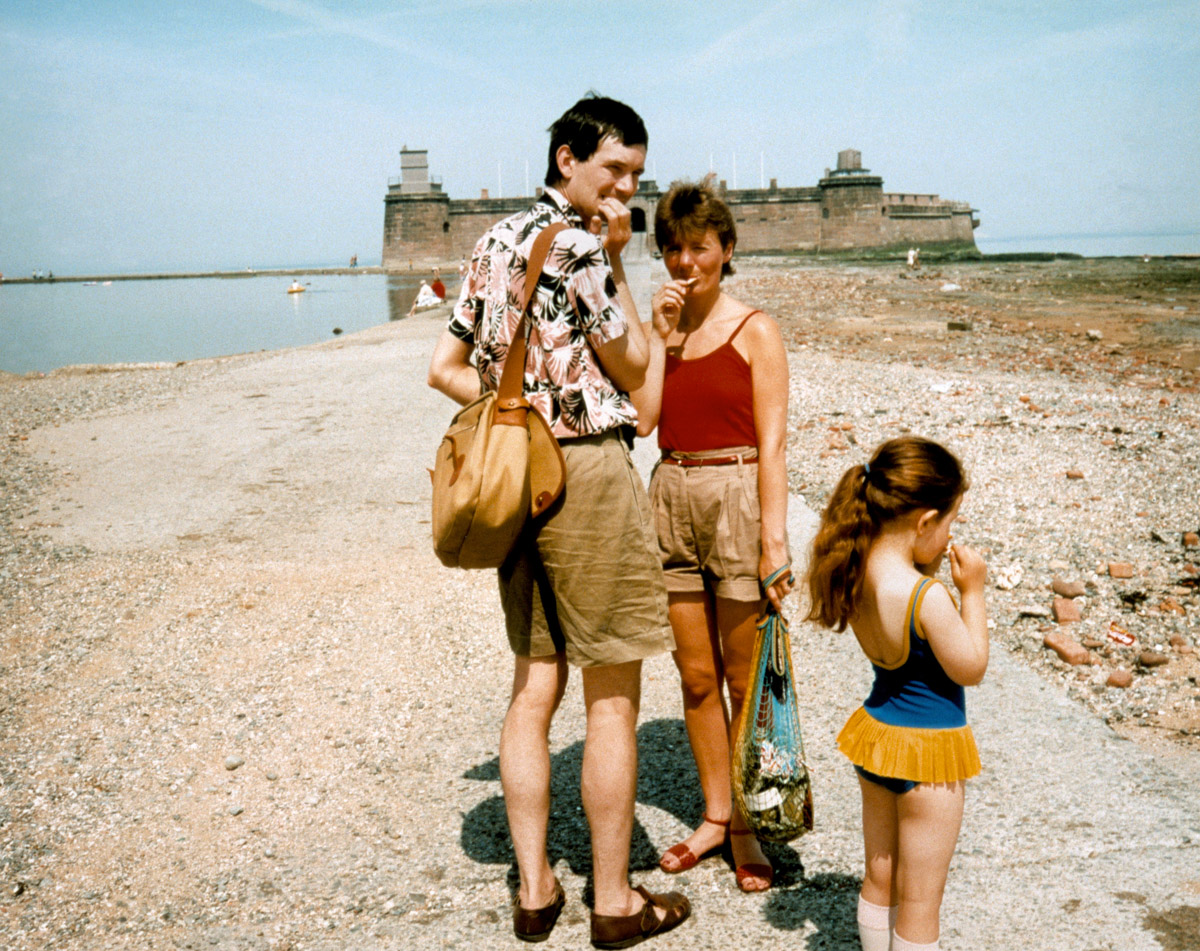 Martin Parr bussa alle porte del Paradiso con le foto di “The Last ...